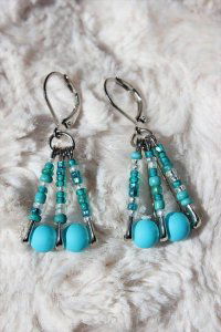 17 DIY Safety Pin Craft Tutorials - Safety Pins Life Hacks